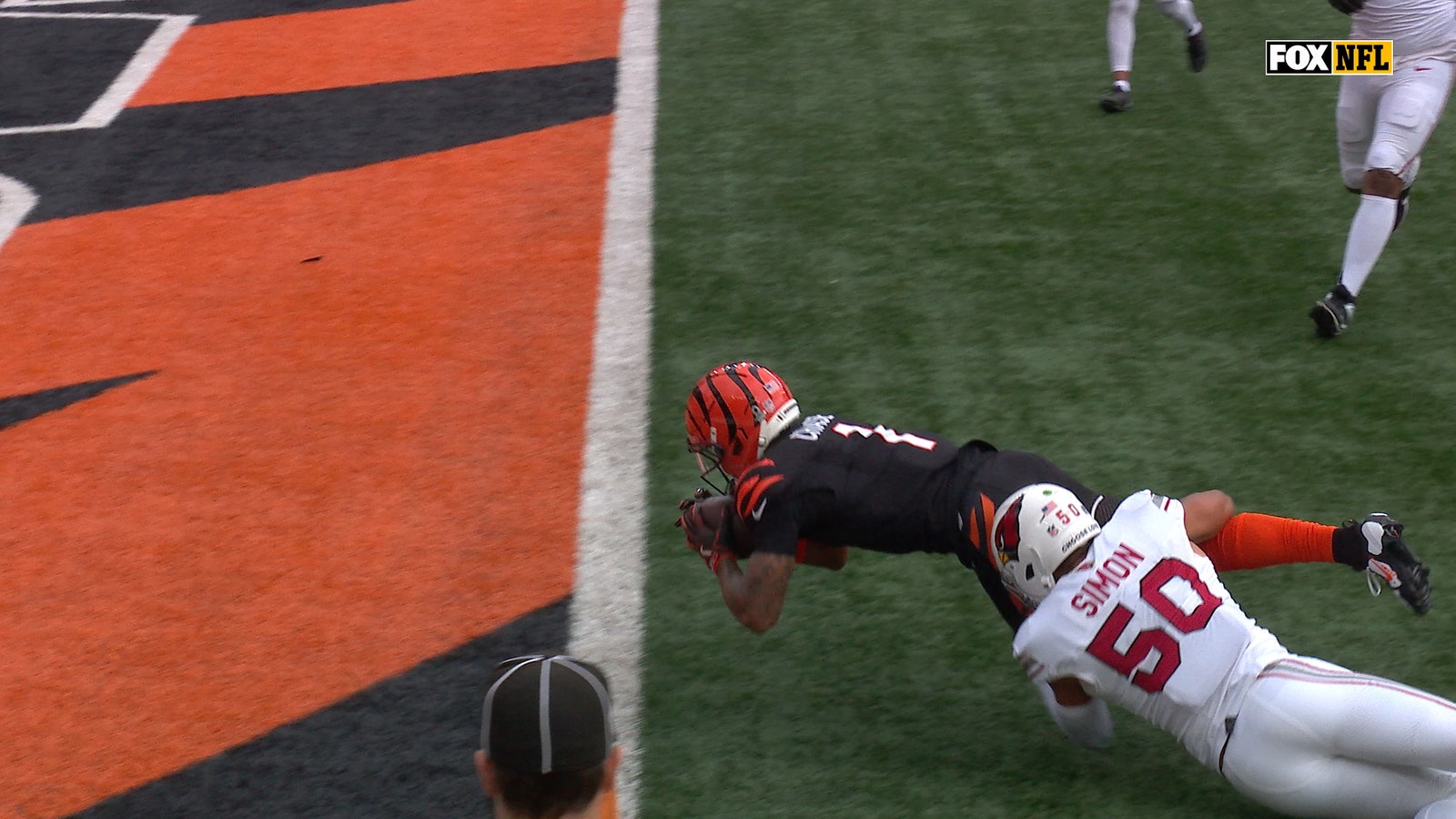 NFL Week 17 Team of the Week: Drake Maye and Derrick Henry Dominate In ...